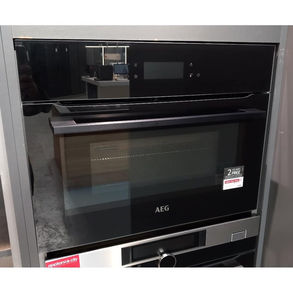 AEG KMK768080B - EX DISPLAY Series 8000 Combi Microwave For Tall ...