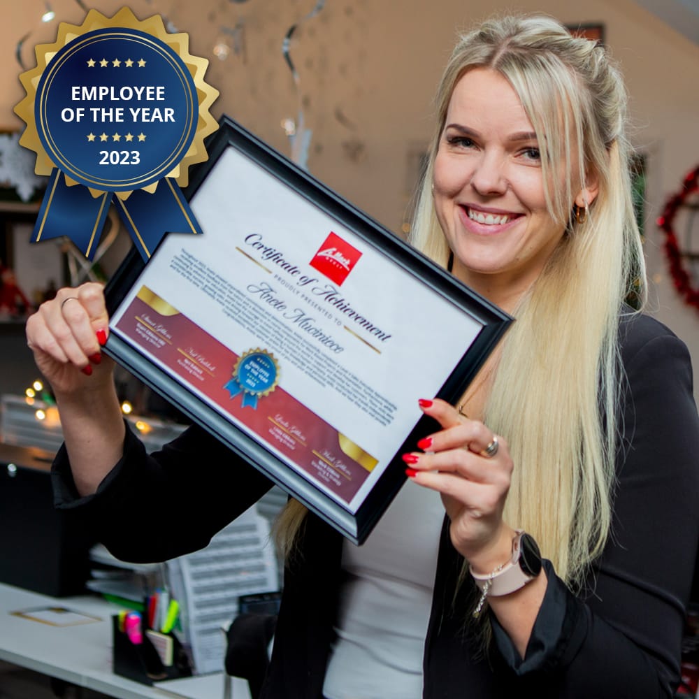 Anete Muciniece awarded Employee of the Year 2023 - Le Mark Group