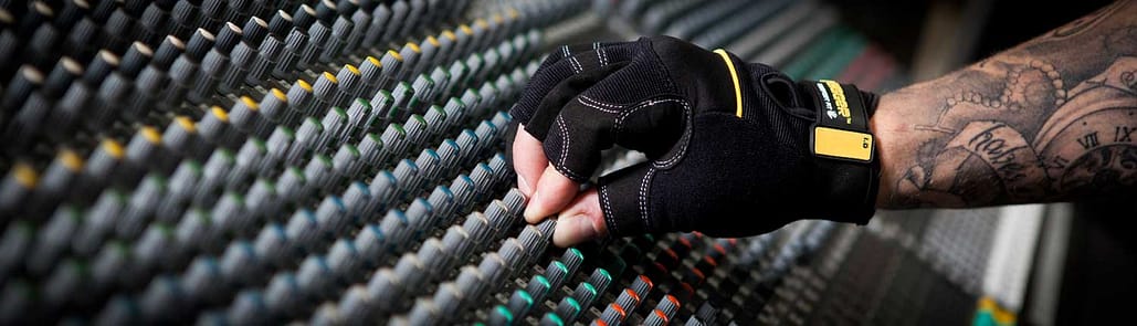 Le Mark Group: Tapes. Labels. Floors. Crew Wear. | Home