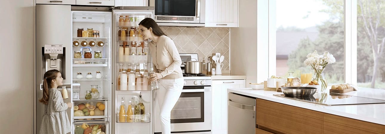 How to Design Your Kitchen Around an American Style Fridge Freezer ...