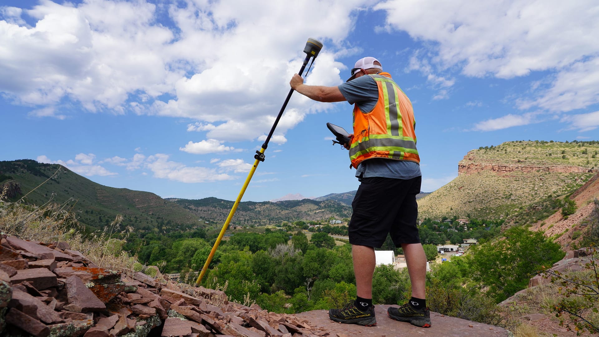 Trimble R12i GNSS System - Unmatched GNSS Performance