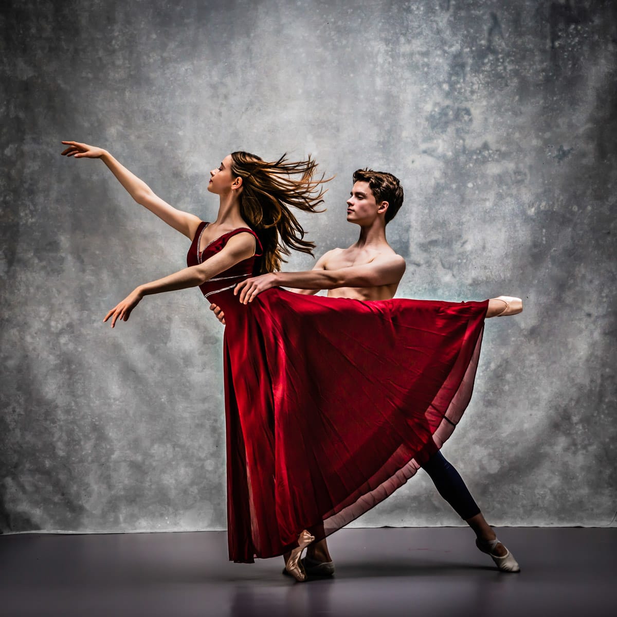 Dancers and Photographer work in Harmony on Harmony™ - Le Mark Group