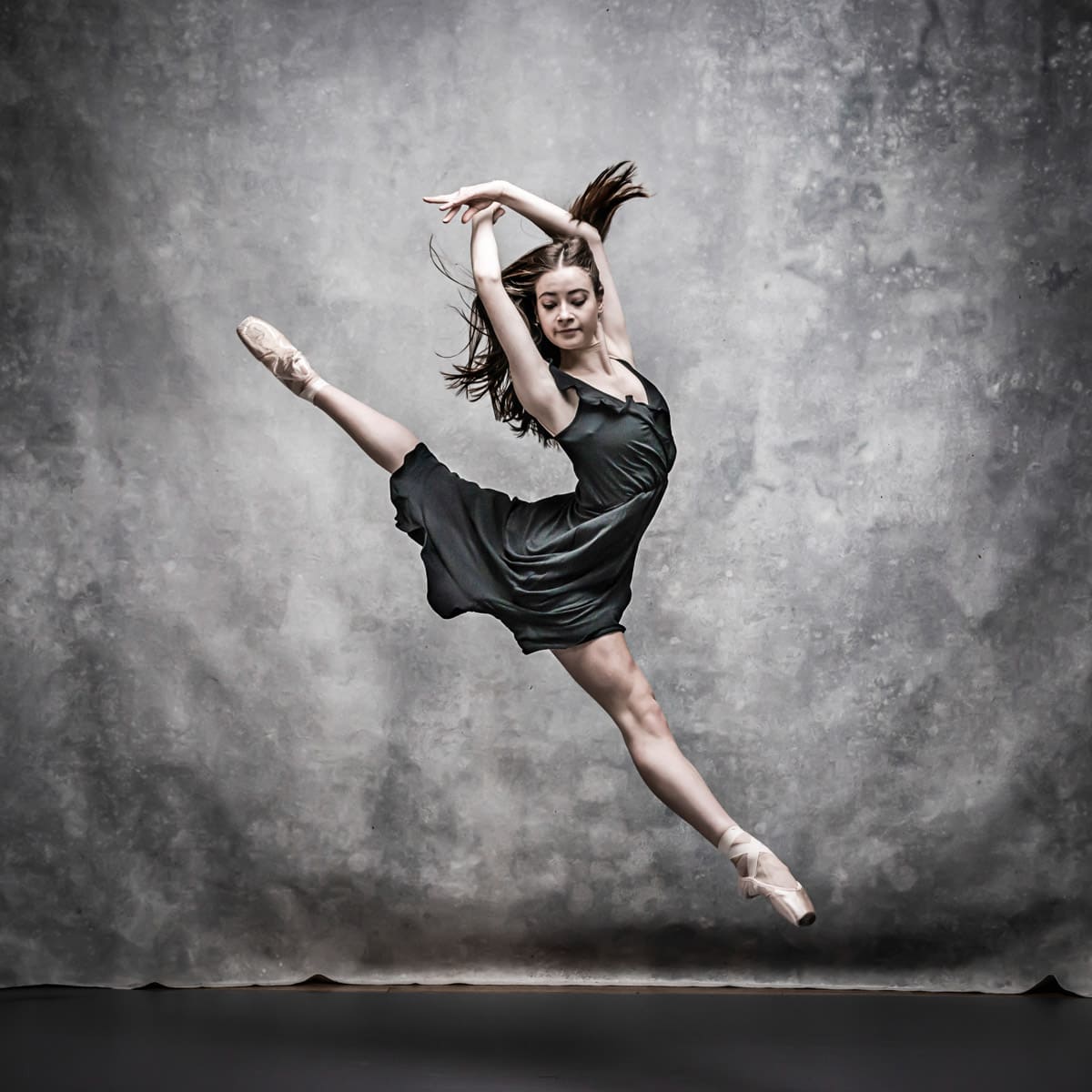 Dancers and Photographer work in Harmony on Harmony™ - Le Mark Group